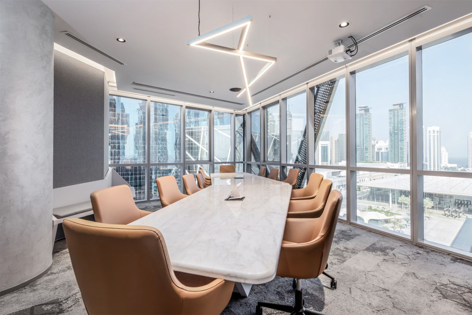 Hendrix Mini | The Consquare